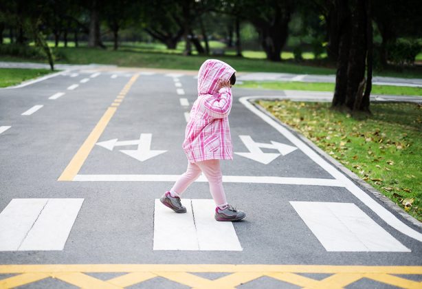 15 Road Safety Rules & Signs for Kids