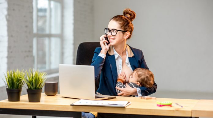 How to Breastfeed a Baby at the Workplace
