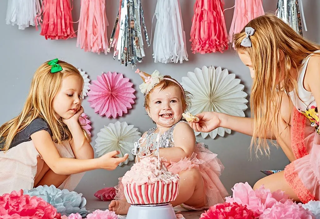 Middle Child Syndrome - Signs and Tips to Prevent It