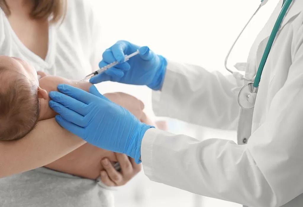 Side Effects of Vaccination in Babies: Causes & When to Visit Doctor?