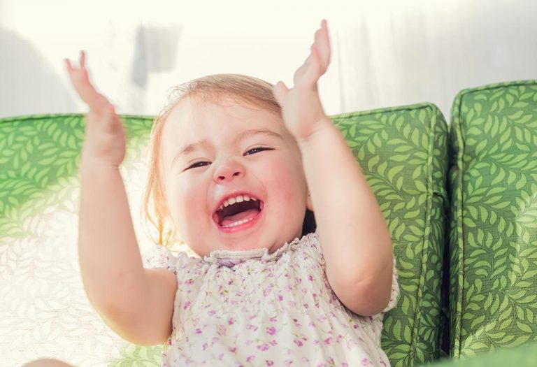 Stages of Emotional Development in Infants ( 0 to 1 Year)