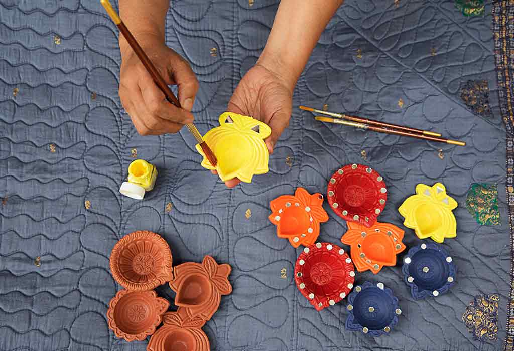 15 Interesting & Easy to Make Diwali Craft Ideas for Kids