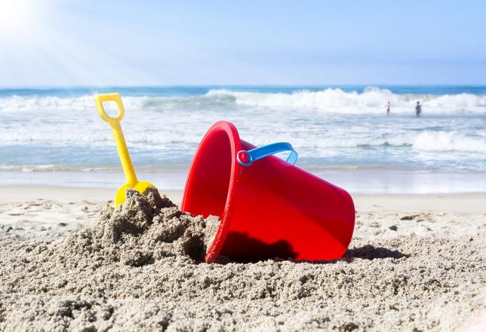 10 Amazing Beach Games & Activities for Children
