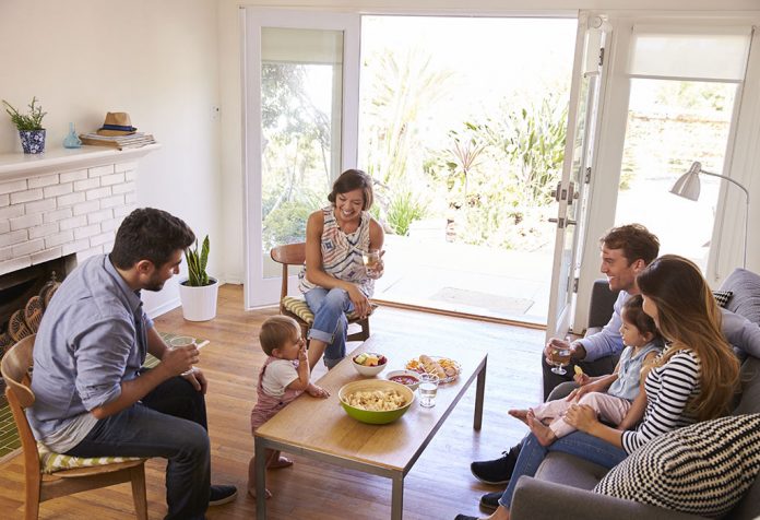 ᐅ Socialiser après avoir eu un bébé: défis et conseils à garder…