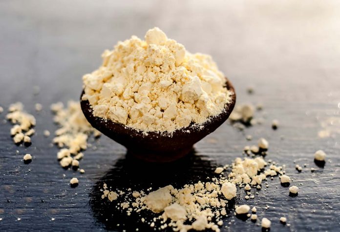 12 Homemade Face Bleaching Packs for Flawless Skin