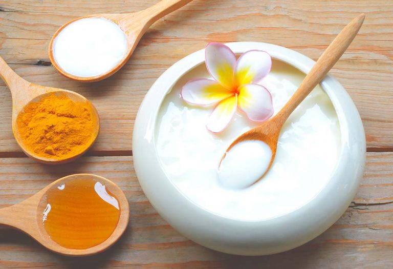 12 Homemade Face Bleaching Packs for Flawless Skin