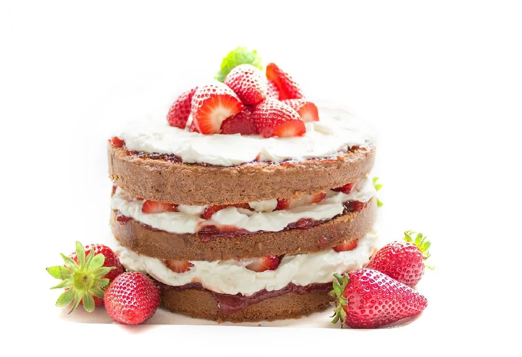 How to Make Cake with Fresh Fruits- Recipe on FirstCry Parenting