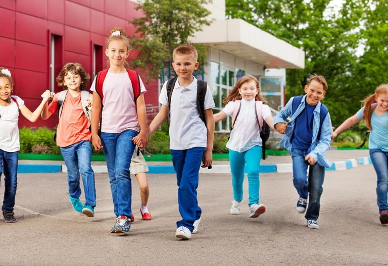 10 Warm Up Exercise, Activities & Games for Kids