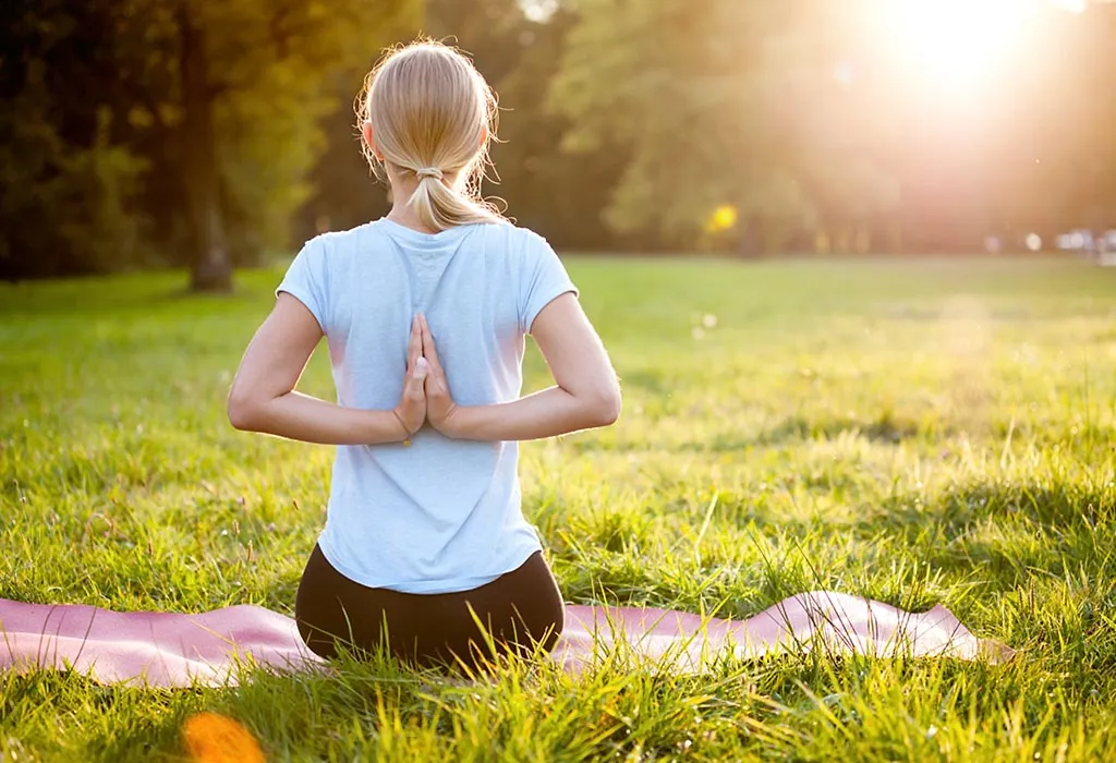 Vajrasana Thunderbolt Pose How To Do And 6 Benefits Supta Vajrasana