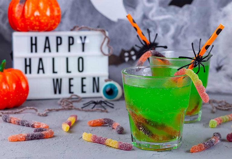 Halloween 2024 - 15 Kid Friendly Halloween Drinks (With Recipes) for Kids