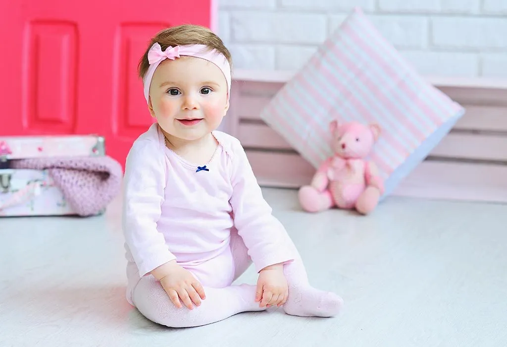 Top 50 Short Middle Names for Girls With Meanings