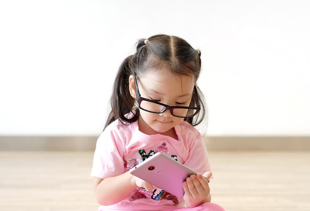 Generation Alpha Characteristics and Parenting Tips