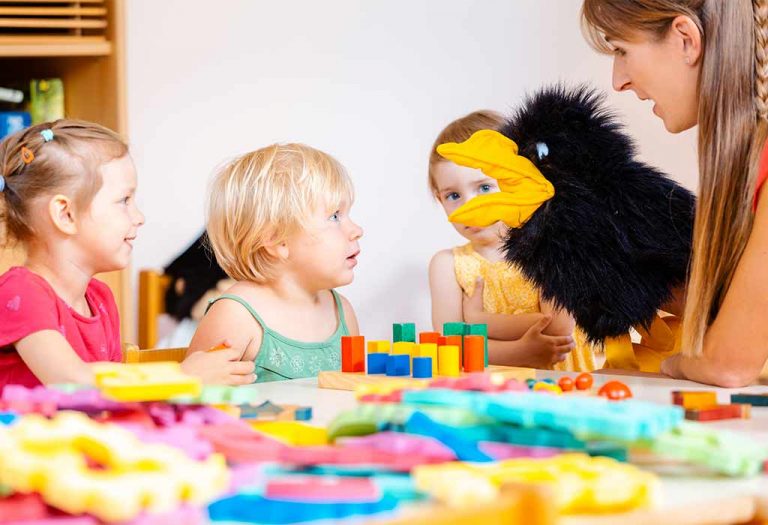 Circle Time for Kids: Benefits, Activities, Do's & Don'ts
