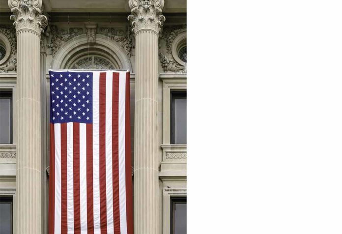 How To Display The American Flag - Rules and Etiquette To Follow