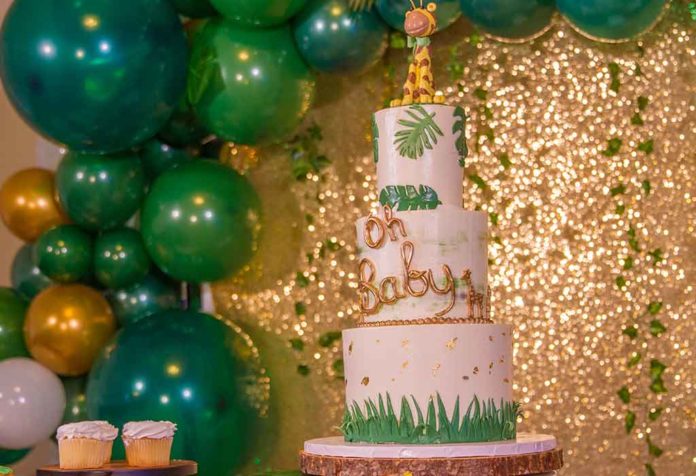 15+ Pefect Baby Sprinkle Themes & Ideas