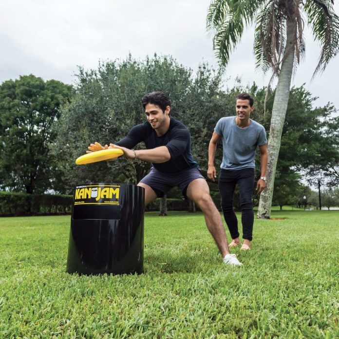 10 Best Throwing A Frisbee Games For Children
