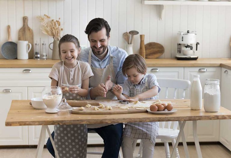 Single Fathers Vs Single Mothers Challenges And Goals